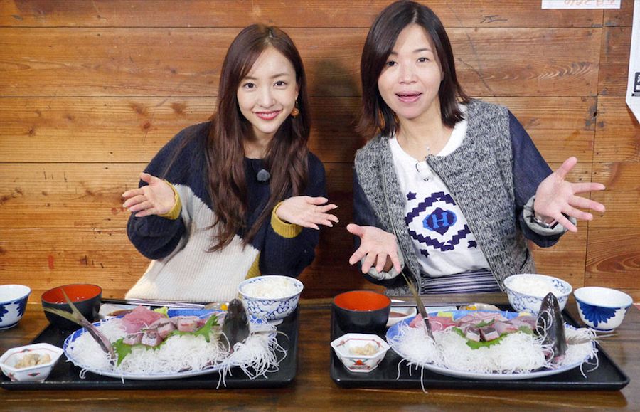 テレ朝post 板野友美＆大久保佳代子、恋愛トークで大盛り上がり「結婚に憧れがあるけど」 